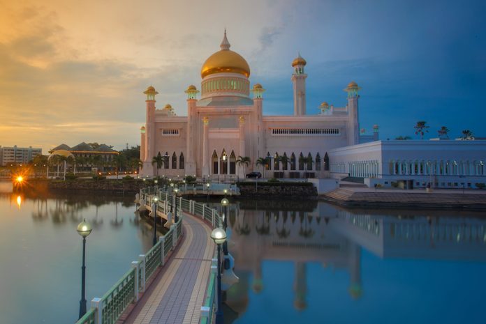 Famous Mosques - Southeast Asia